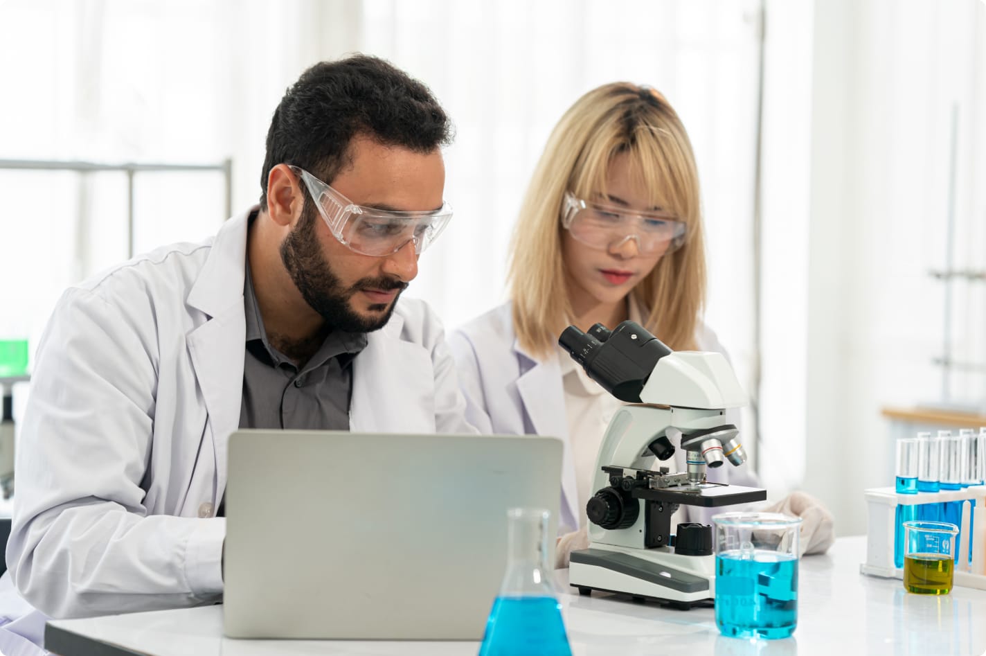 Aurora Microplates: Pioneers in Microplate Technology